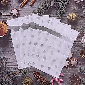 Enjonar 24pcs Treat Bags Party Favor Bags Silver Gift Bags Plastic Drawstring Bags Candy Bags Goodies Bags Gift Wrapping Bags