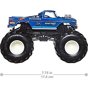 Hot Wheels Monster Trucks, Oversized Monster Truck Bigfoot, 1:24 Scale Die-Cast Toy Truck with Giant Wheels and Cool Designs