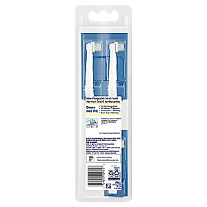 Oral-B Daily Clean Replacement Brush Heads for an Oral-B Electric Toothbrush, Pack of 3