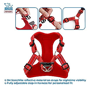 Best Pet Supplies Voyager Adjustable Dog Harness with Reflective Stripes for Walking, Jogging, Heavy-Duty Full Body No Pull Vest with Leash D-Ring, Breathable All-Weather - Harness (Red), M