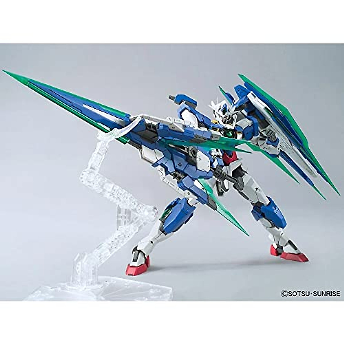 Bandai Hobby Bandai MG 00 Qan[T] Full Saber Mobile Suit Gundam 00V: Battlefield Record 1/100