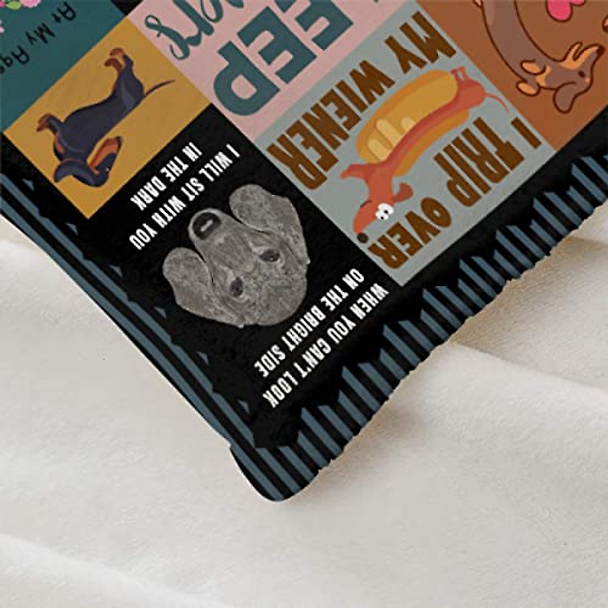 Xoqan Cute Dachshund Dog Soft Fuzzy Flannel Hooded Blanket Women Men Cozy Microfiber Luxury Plush Throws for Bedding Couch Travel Camping Gift 40"x30"for Pet