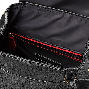 Tommy Hilfiger Maxine II Flap Backpack w/Hangoff Pebble PVC Black One Size