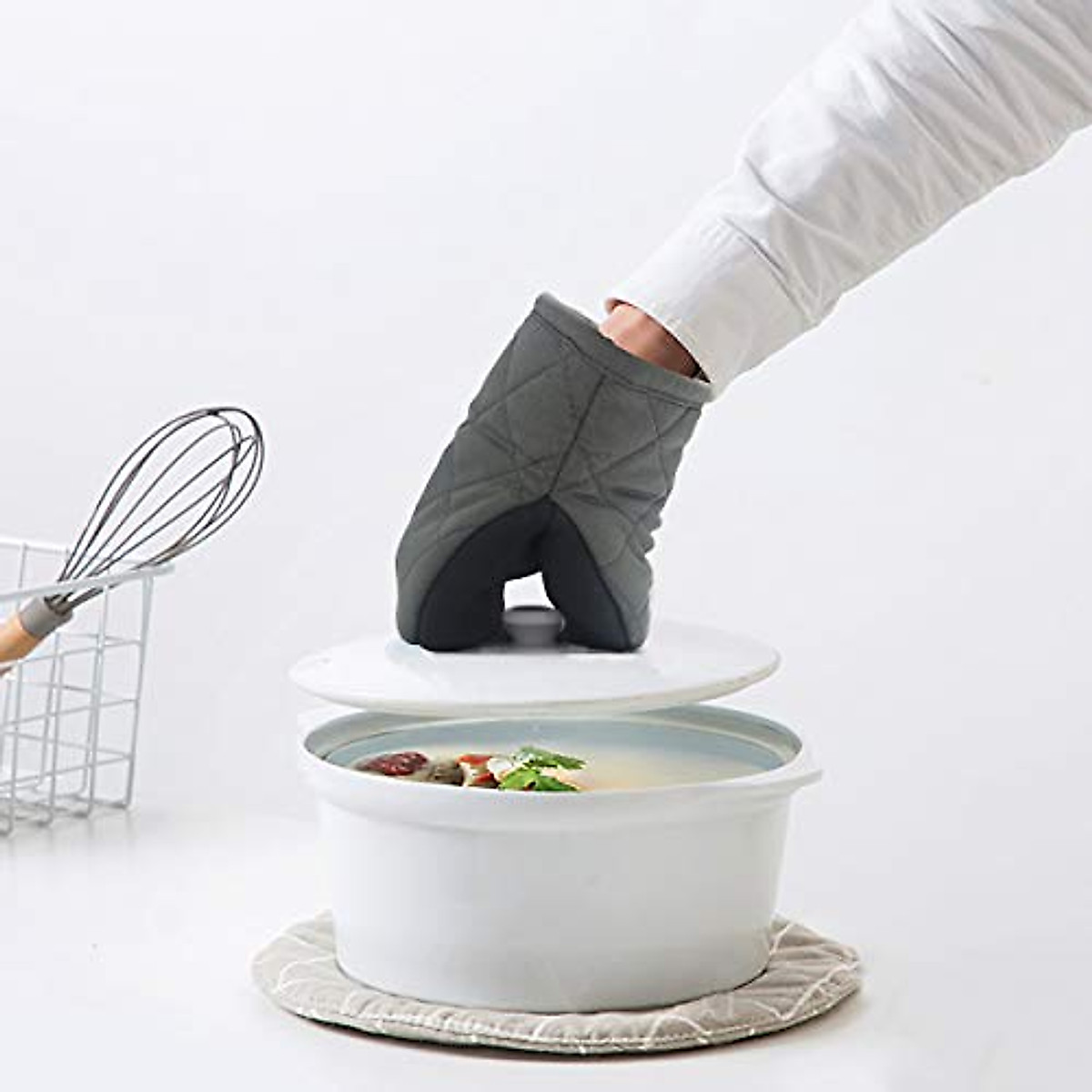 1 Pair Short Oven Mitts, Heat Resistant Silicone Kitchen Mini Oven Mitts for 500 Degrees, Non-Slip Grip Surfaces and Hanging Loop Gloves, Baking Grilling Barbecue Microwave Machine Washable (Gray)