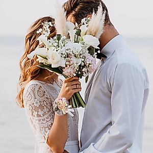 RONRONS 15 Pieces Elastic Pearl Wrist Corsage Bands Wristlets Bracelet Handmade DIY Stretch Wrist Hand Corsages Wristlet for Wedding Bride Bridesmaid Prom Beach Party Daily Wear Accessories (Pink)