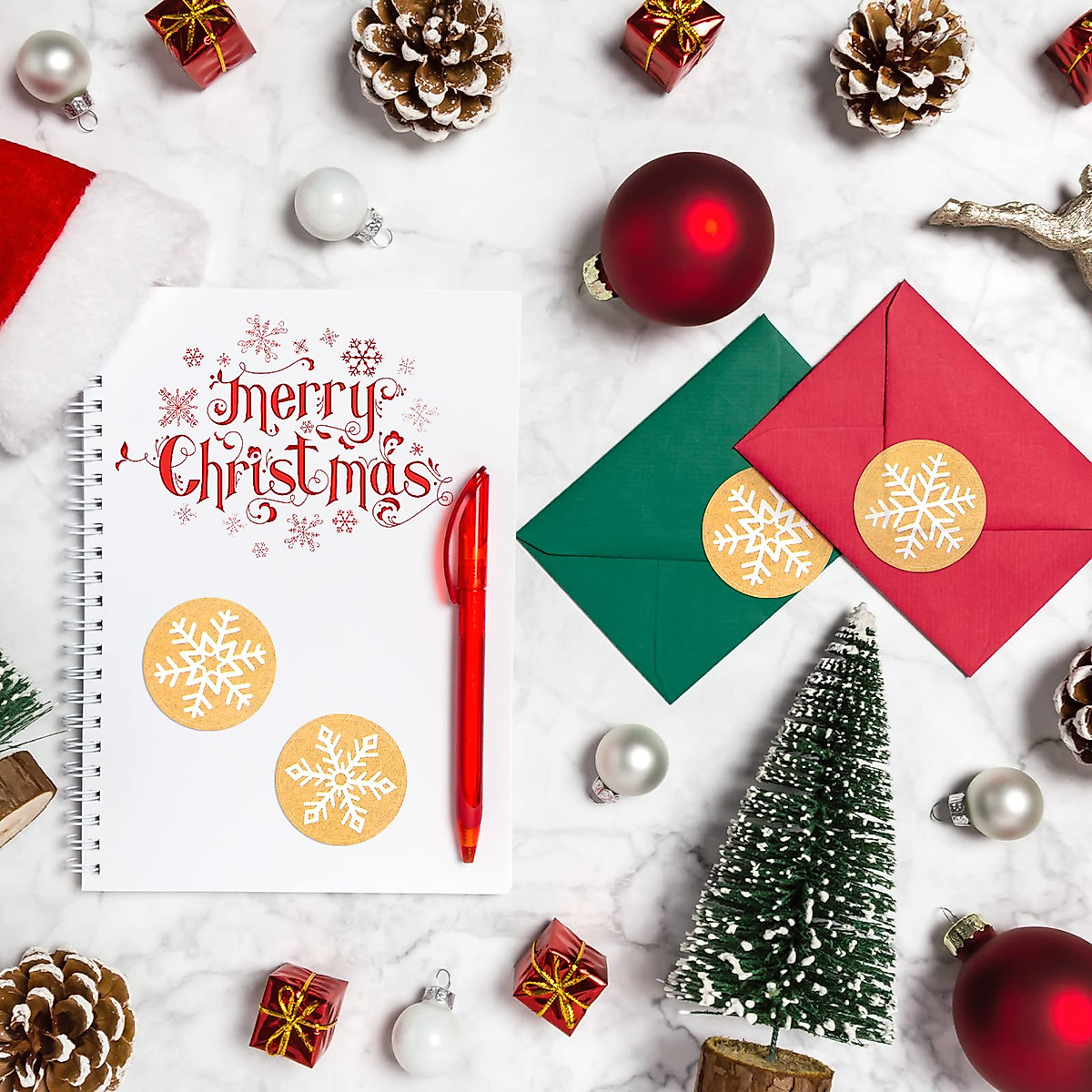 540 Pieces Christmas Snowflake Sealing Stickers 1.38 Inch Kawaii Snowflakes Stickers Christmas Circle Label Stickers for Candy Cookie Bag Envelope Seals Decorations, 30 Sheets (Khaki)