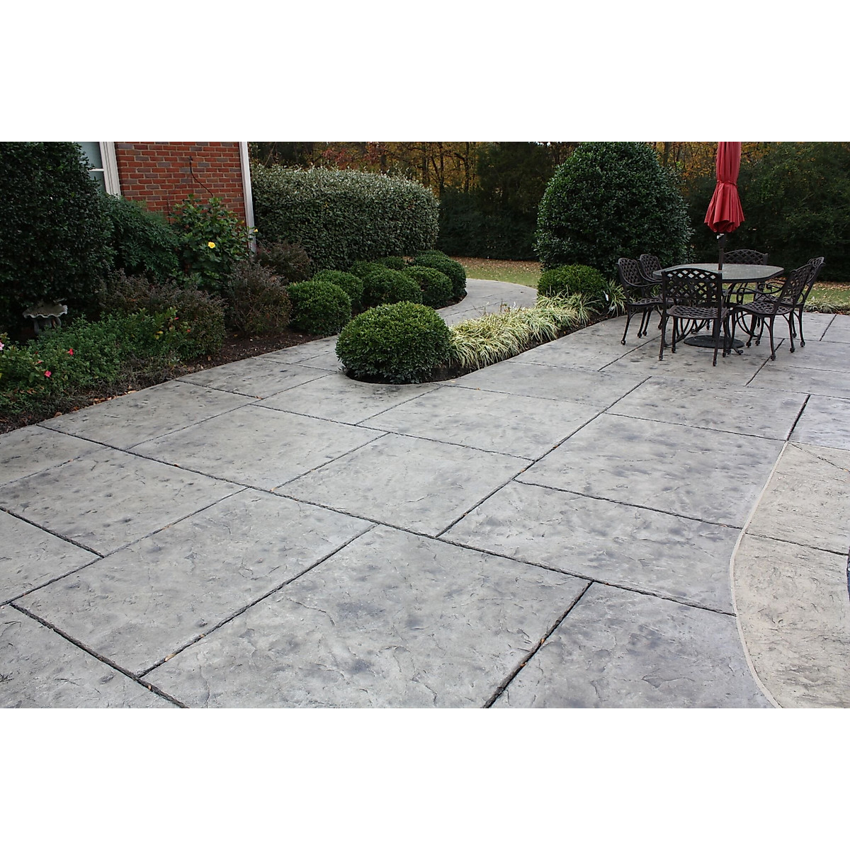 Walttools | Water-Based Concrete Stain Tru Tint (Bluestone) 1 QUART - Professional Grade, Eco-Friendly, Safe & Easy to Use (40 Colors Available) Also for Pavers, Natural Stone, Cement, Vertical