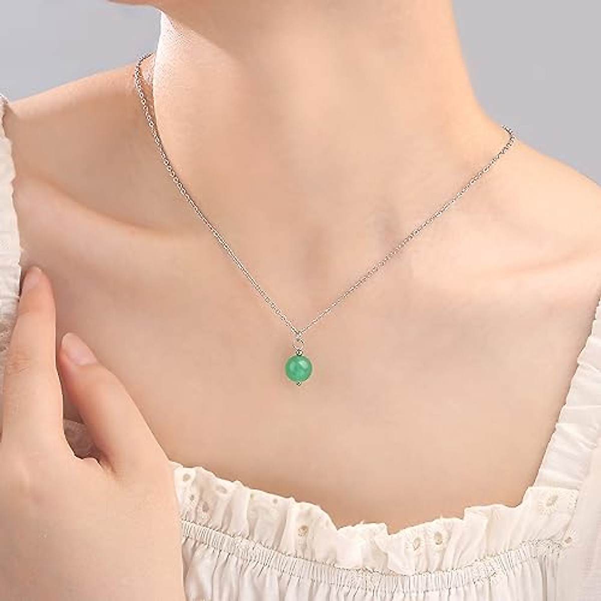Jade Pendant Best Friend Birthday Gifts for Women Her Gifts for Your Best Friend Teen Girls Best Friend Necklace for Christmas College Graduation Back to School Thanksgiving Day Green Crystal Necklace