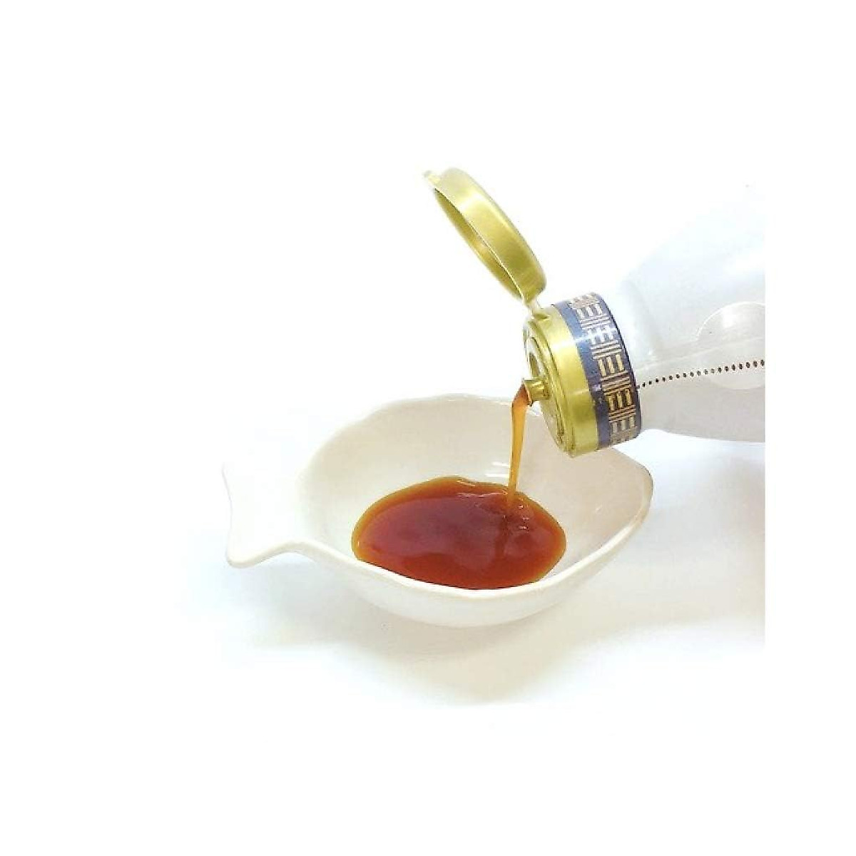SHIMOUSA PONZU SHOYU of Yuzu & Lemon 12.1 Fl Oz. All Ingredient is Japanese Soy Sauce, Yuzu, Lemon. This bottle is airless after use, so it retains its flavor until used up.