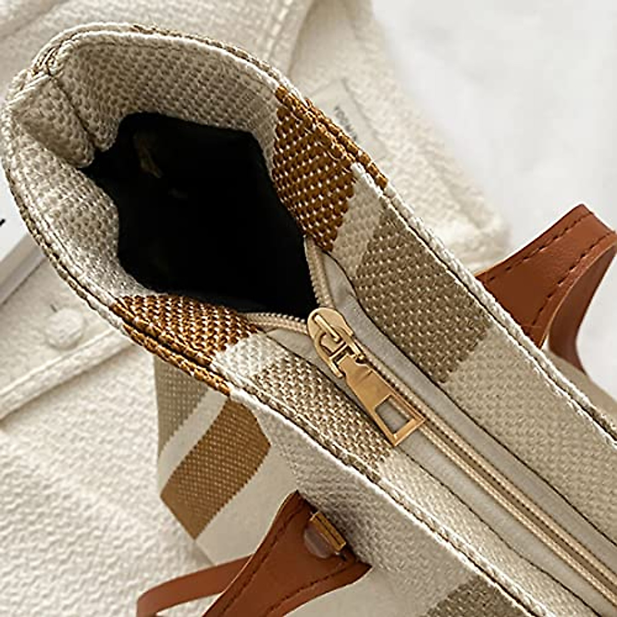 Aeegawoo Striped Tote Bag Aesthetic for Women Canvas Bag with Zipper