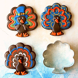 Front Facing Turkey Cookie Cutter, 3.75" Made in USA by Ann Clark Cookie Cutters