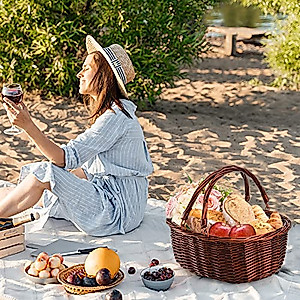 Dicunoy Wicker Picnic Basket with Handle, Large Empty Gift Basket to Fill, Open Top Market Harvest Baskets for Garden, Fruit, Candy, Wine, Egg Gathering, Wedding, Vegetables