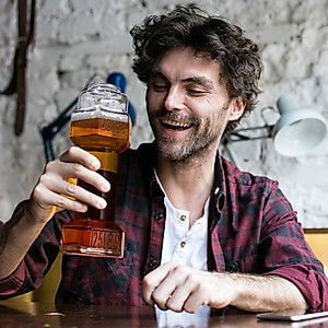 The Wine Savant Set of 4, Dumbbell Beer & Whiskey Glasses, Giant Lifting Beers 26oz Glass | Large Weightlifting to Scale Funny Beer Mug | For Men & Women Cool Beer Glasses Perfect, Gifts for Dad