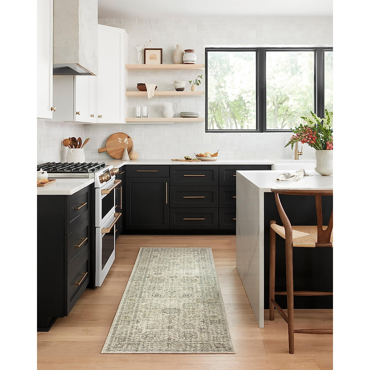 Loloi II Skye Collection SKY-14 Natural/Sage 9'-0" x 12'-0" Area Rug