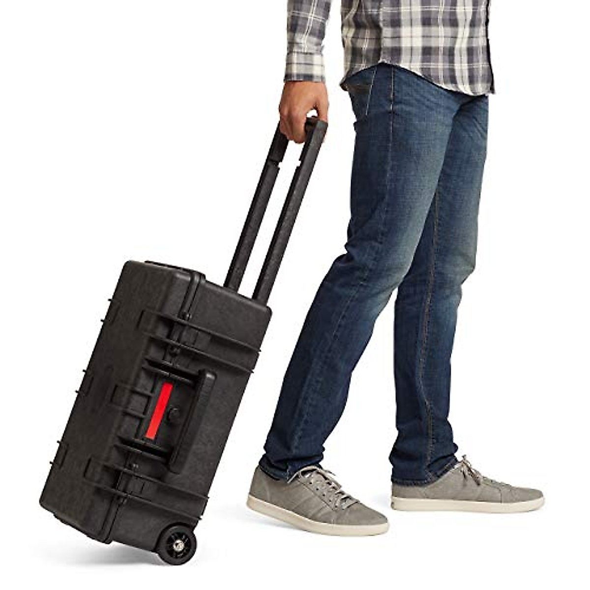 Amazon Basics Large Hard Rolling Camera Case, Solid, Black, 22"L x 14"W x 9.8"H