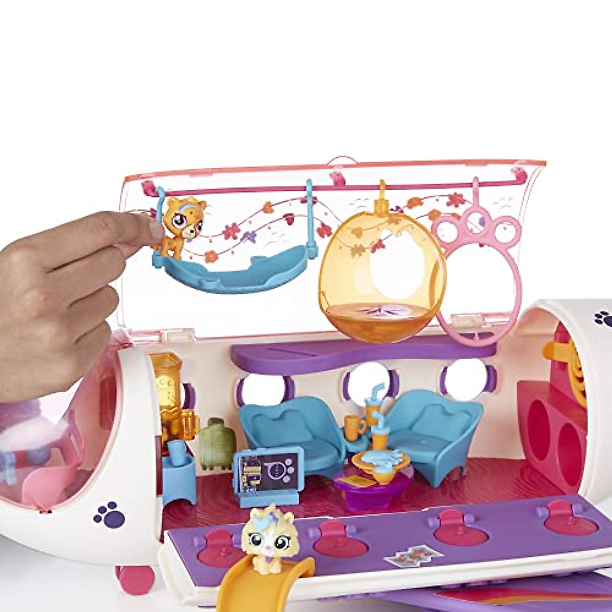 Littlest Pet Shop Pet Jet Playset Toy, Includes 4 Pets, Adult Assembly Required (No Tools Needed), Ages 4 and Up