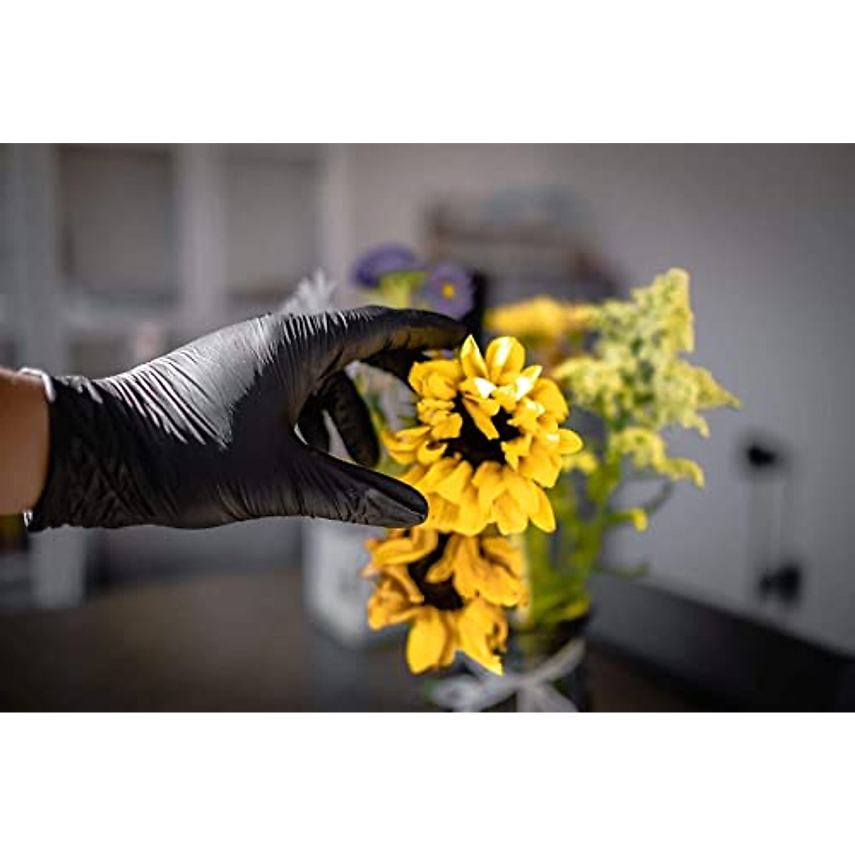 LW Concept Black Medical Nitrile Examination Gloves - Latex & Powder-Free, Disposable, Ultra-Strong, Healthcare, Food Handling Use (Medium, Box of 100)