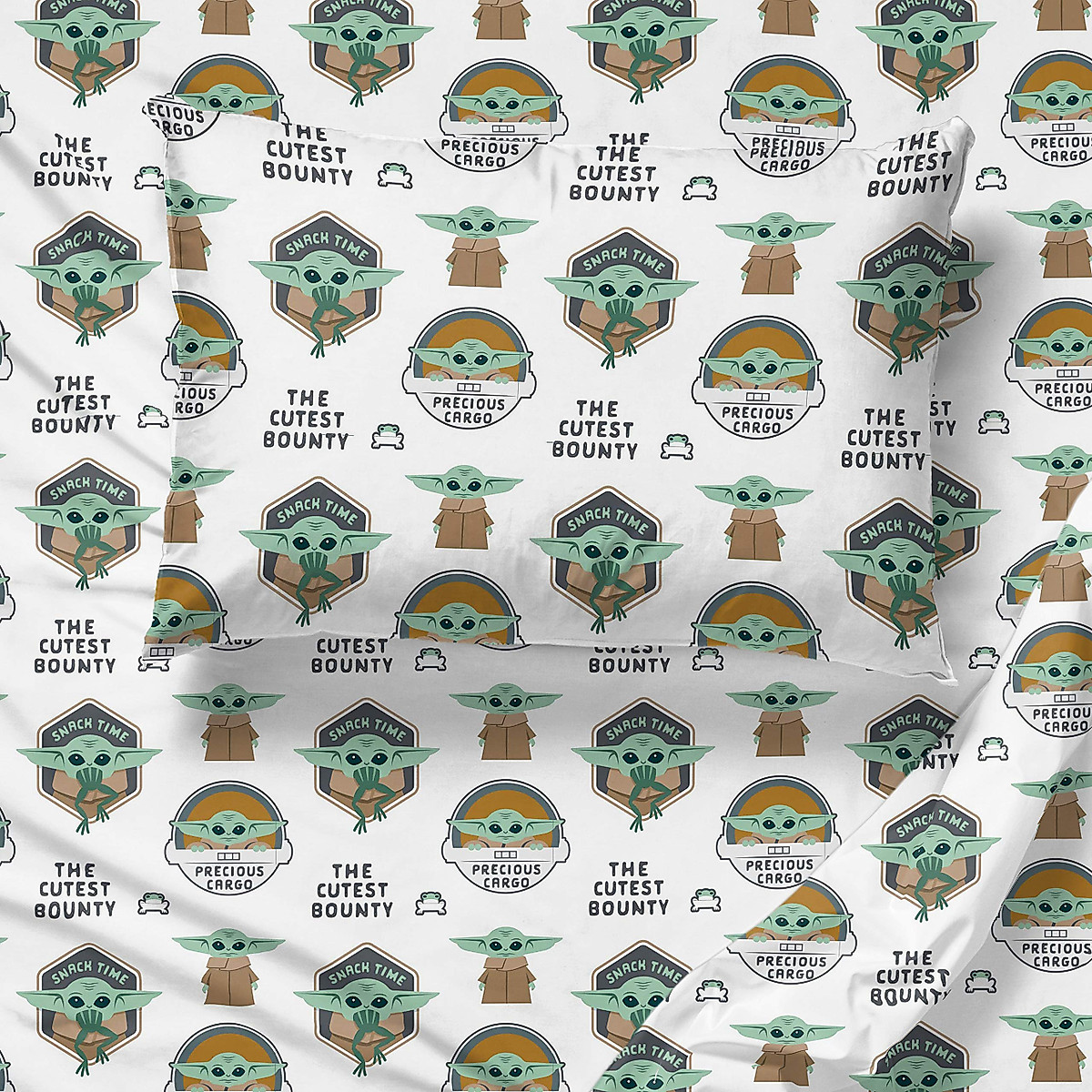 Jay Franco Star Wars The Mandalorian The Child Twin Sheet Set - 3 Piece Set Super Soft and Cozy Kid’s Bedding Features Baby Yoda Grogu - Fade Resistant Microfiber Sheets (Official Star Wars Product)