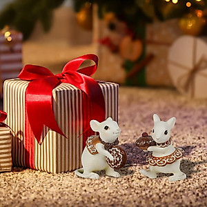 Braxio Gingerbread Decor Christmas Decorations Indoor - Set of 2 Resin Christmas Mouse with Cake and Cookie Christmas Decorations Indoor Home Decor