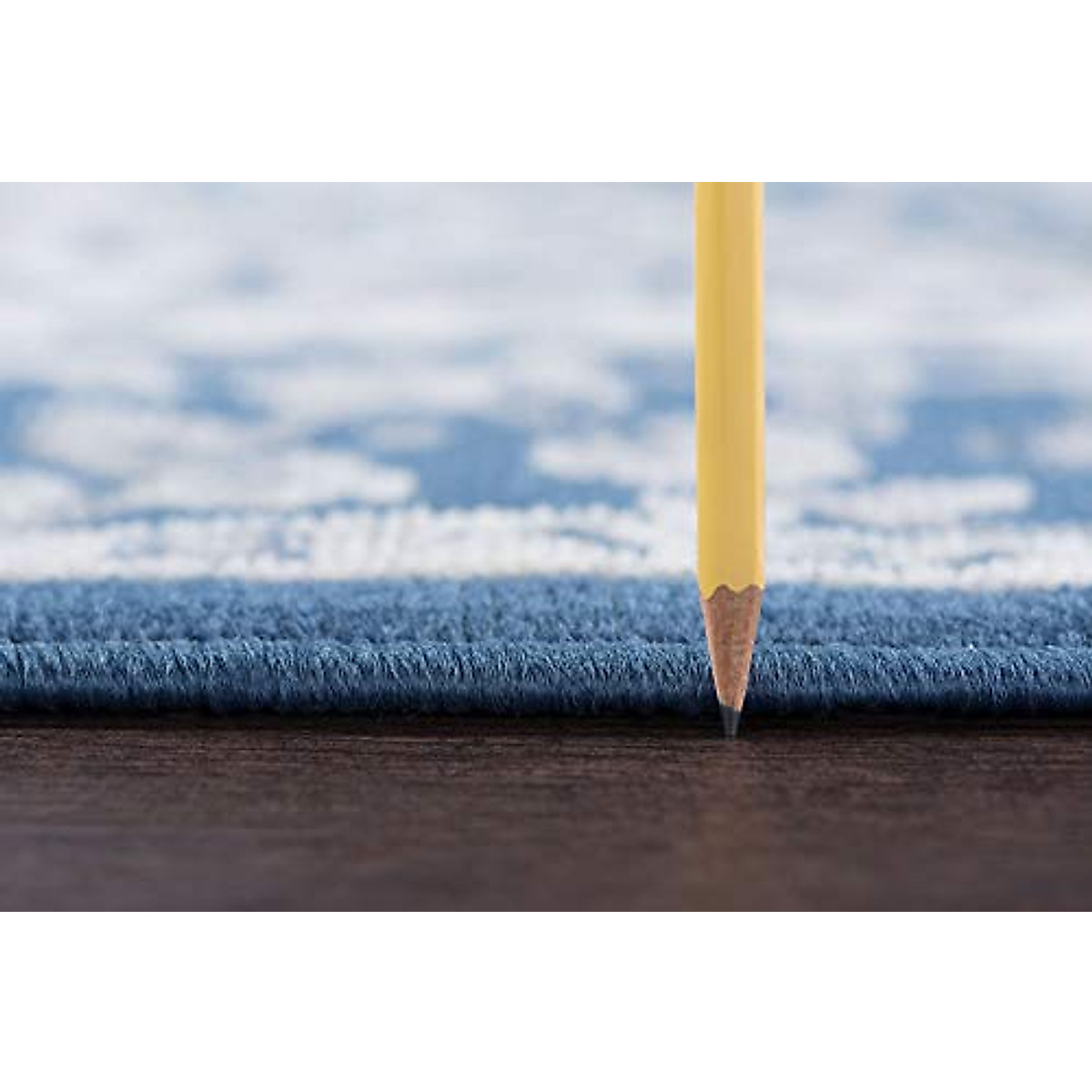 Newcomb Traditional Oriental Navy Oval Area Rug, 5' x 7' Oval