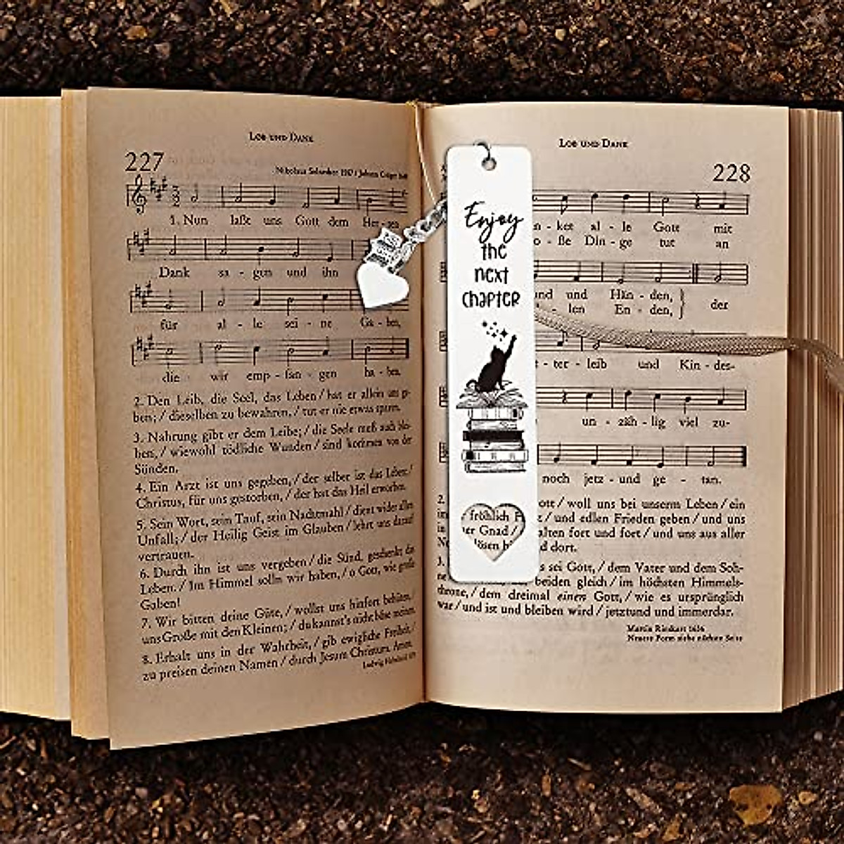 Inspirational Bookmark for Cat Lover, Readers, Book Lover,s Graduation Gifts for Cat Lover,Cute Bookmark for Teens, Boys, Girls, Kids, Friends, Teachers, for School, Office, Home, Cat House, WB91