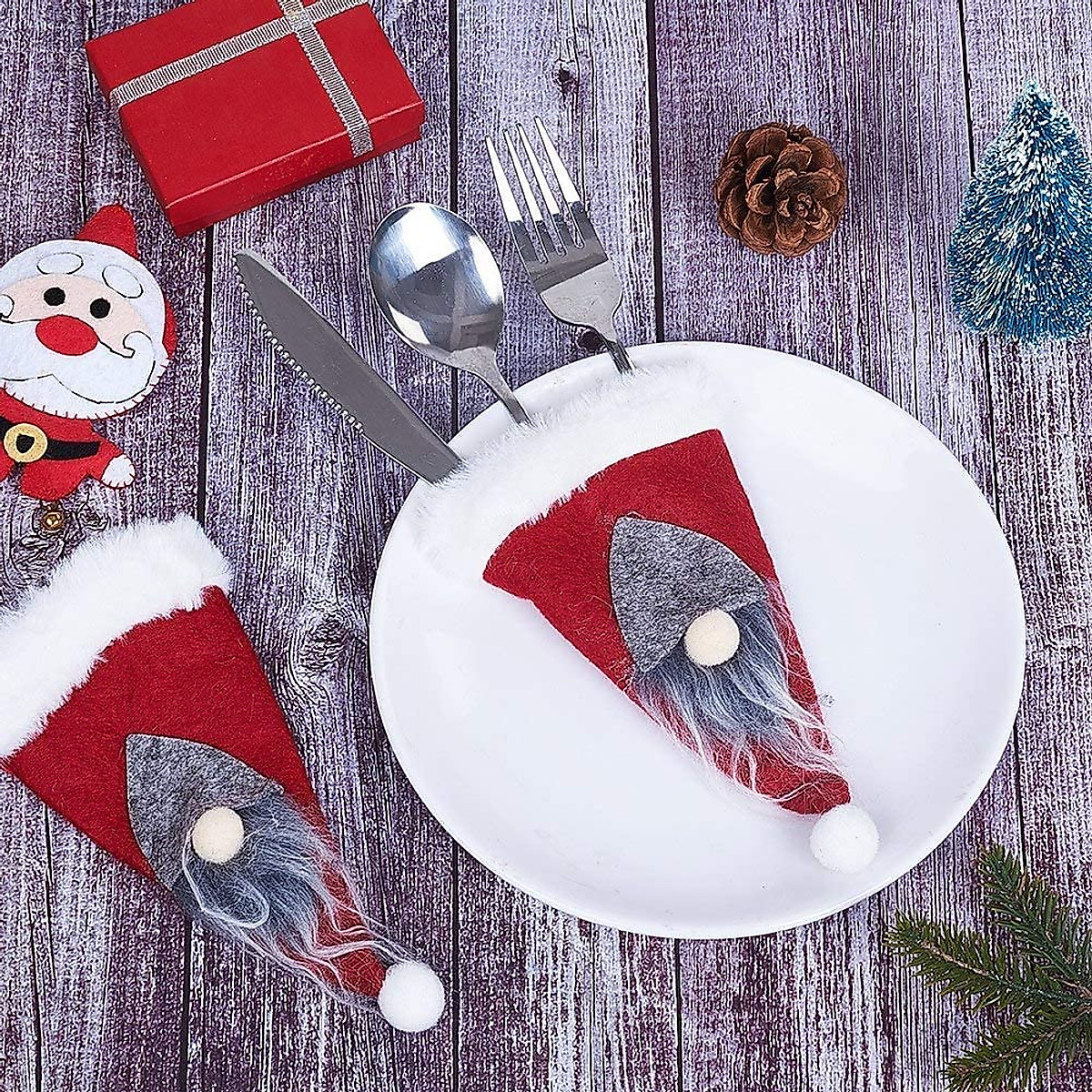 PARTSQUEEN 3Pcs Christmas Silverware Holders, Santa Tableware Bag Plush Christmas Knife and Fork Cover for Holiday Xmas Party Dinner Table Decoration