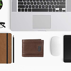 Columbia Men's Leather Traveler Wallet