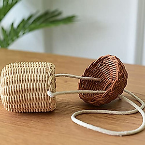 Handwoven Rattan Bag Acorn Shaped: Wicker Crossbody Handbag Beach Straw Hand Woven Shoulder Bag Small Basket with Handle for Kids Women Summer Travel