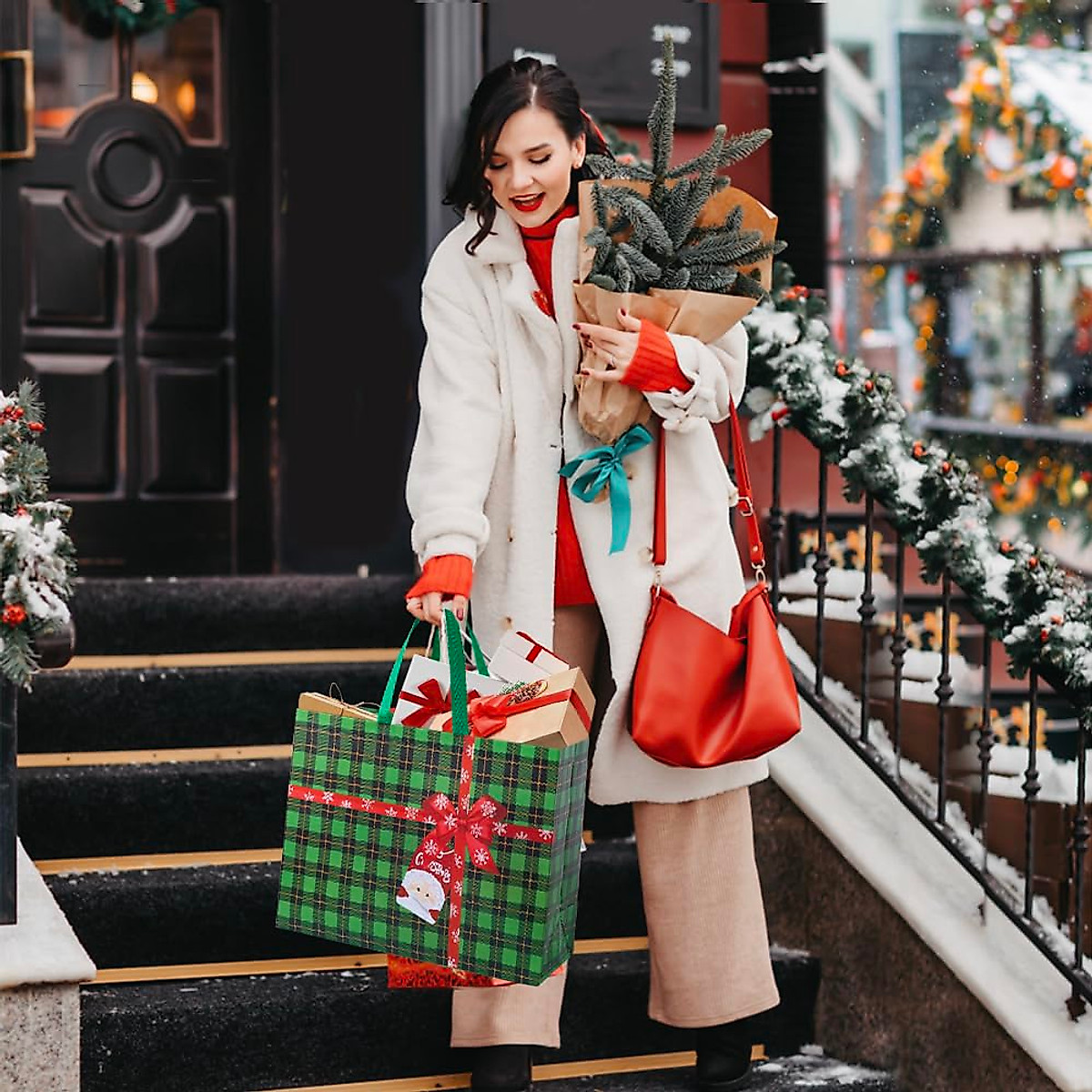 ZUIYIN 12Pcs Extra Large Christmas Gift Bags With Gift Tags, Gift Bags Reusable Shopping Bags have Santa Claus Plaid Merry Christmas ​Pattern of Gift Bag for Christmas Party, Christmas Surprise