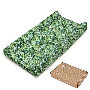 Changing Pad Cover Green for Baby Girl and Boy - Thick and Absorbent - Soft Cotton - OekoTex Certificate - Made in Europe - Baby Registry Shower Gift - Beautiful Packaging – Green Palm Leaves