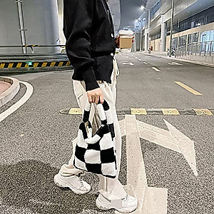 Plush Underarm Bag, Ladies Fluffy Shoulder Bag, Women Furry Tote Bag Plush Crossbody Bag for Autumn and Winter