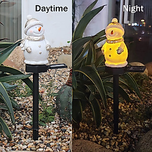 Chween Solar Christmas decration Lights Outdoor Garden Pathway Stake LED Lights Decor-2pcs Home Outdoor Yard Lawn Pathway Walkway Driveway Christmas Holiday Winter Decoration (Snowman)