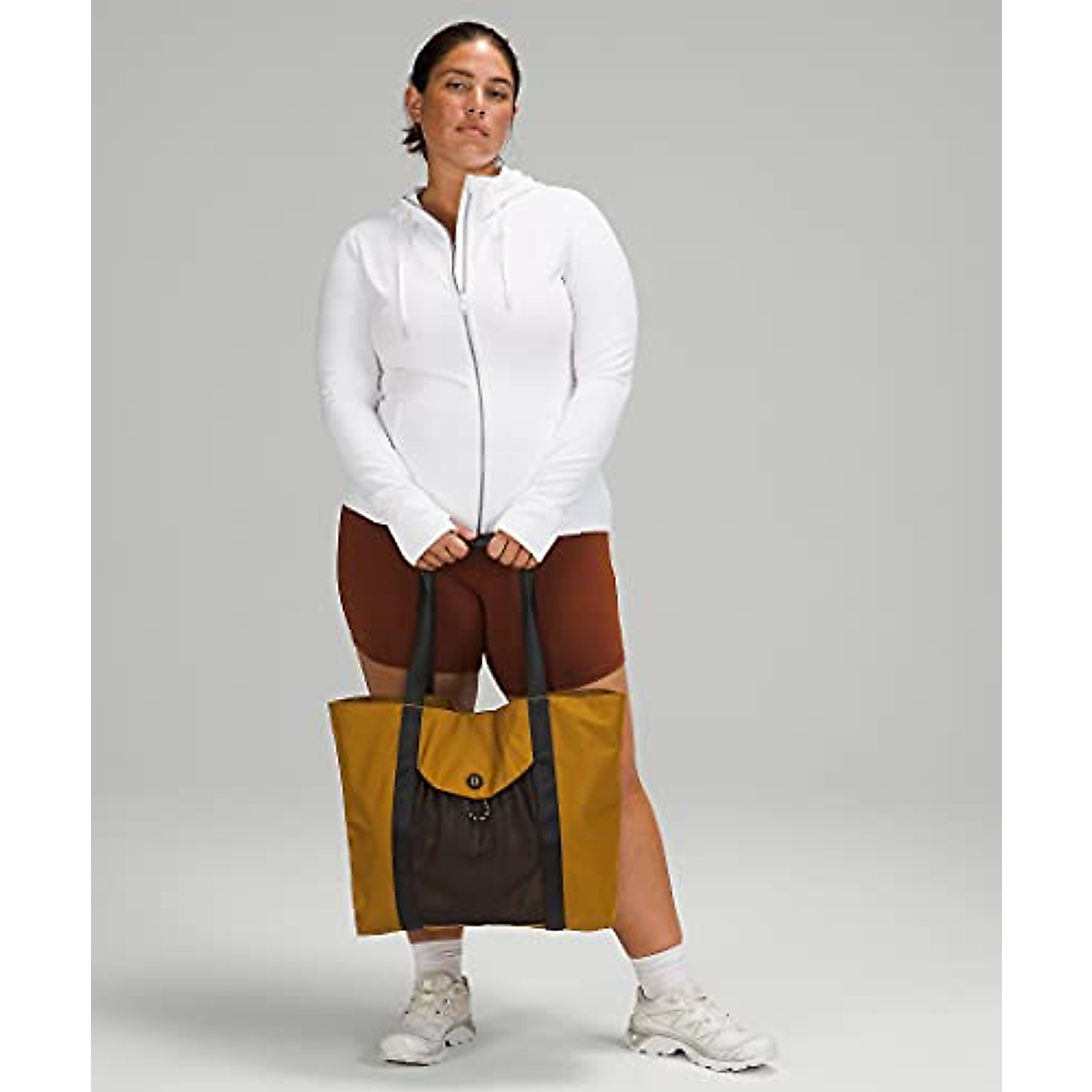 Lululemon Athletica Take it On Tote (Gold Spice/Black), Large