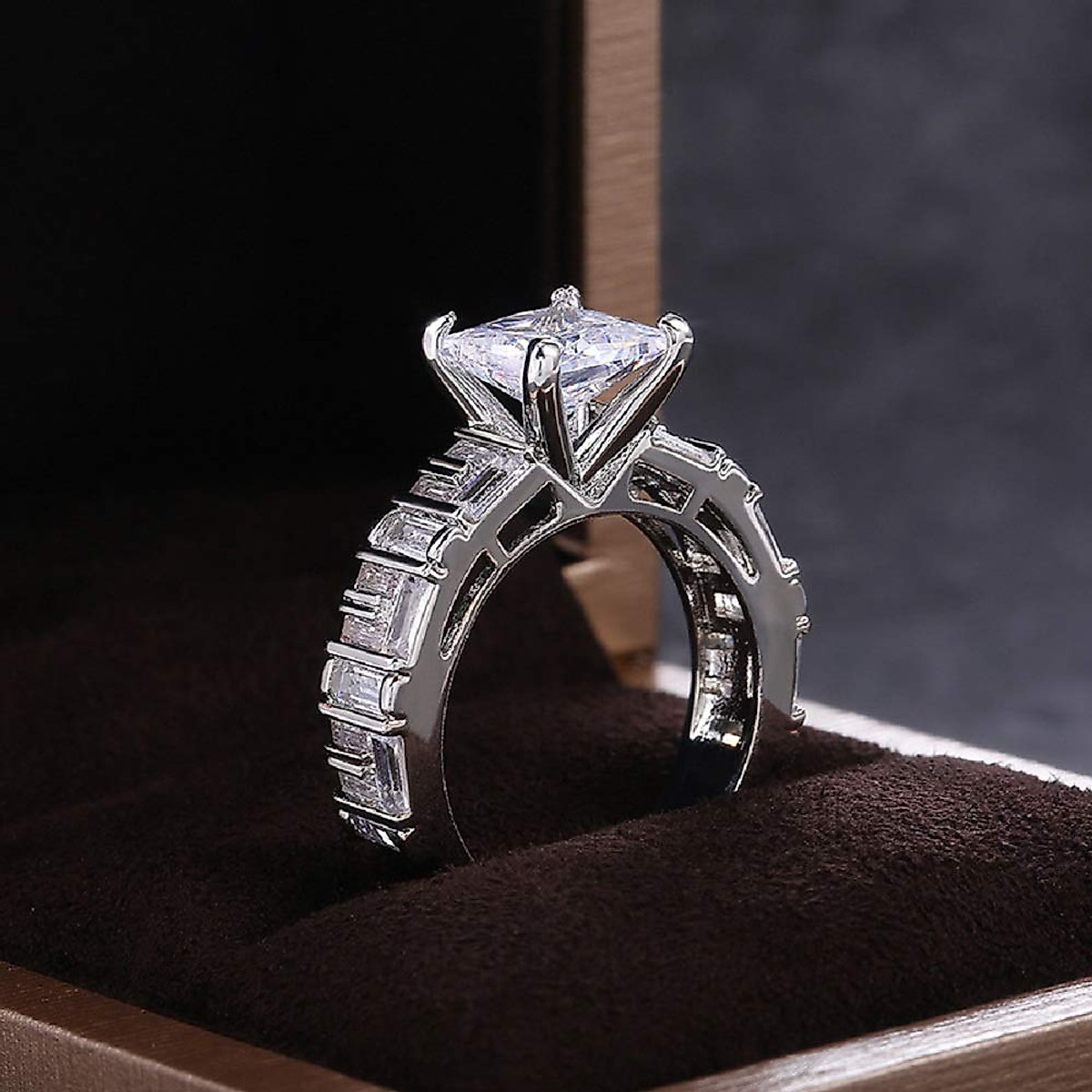 GUIDECUN Princess Cut Simulated Diamond Ring， French Baguette Emerald Cut Side StoneCubic Zirconia Stone Promise Engagement Ring for Women (US Size 6)