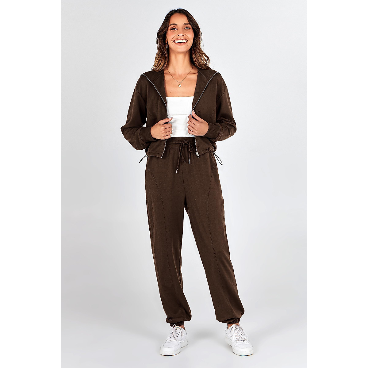 PRETTYGARDEN Women's 2 Piece Tracksuit Outfits Long Sleeve Zip Up Sweatshirt Drawstring Sweatpants Lounge Set (Coffee,Large)