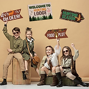 20 Pieces Hunting Party Sign Gone Hunting Party Themed Directional Sign Deer Hunting Camo Cutouts Welcome Yard Sign for Birthday Party Supplies Photo Props Backdrop Decoration