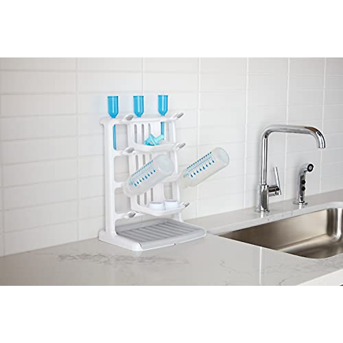 Munchkin® Tidy Dry™ Space Saving Vertical Bottle Drying Rack for Baby Bottles and Accessories, White