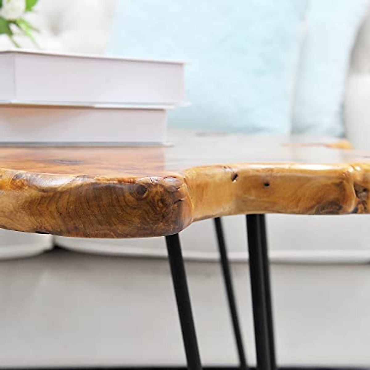 Warmaxx Natural Shape Cedar Wood Live Edge Coffee Table, 27" x 27" x 21" H Accent Vintage 4 Leaf Clover Wooden Side Table Solid Rustic Plant Stand Outdoor End Table Living Room Bedroom Sitting Area