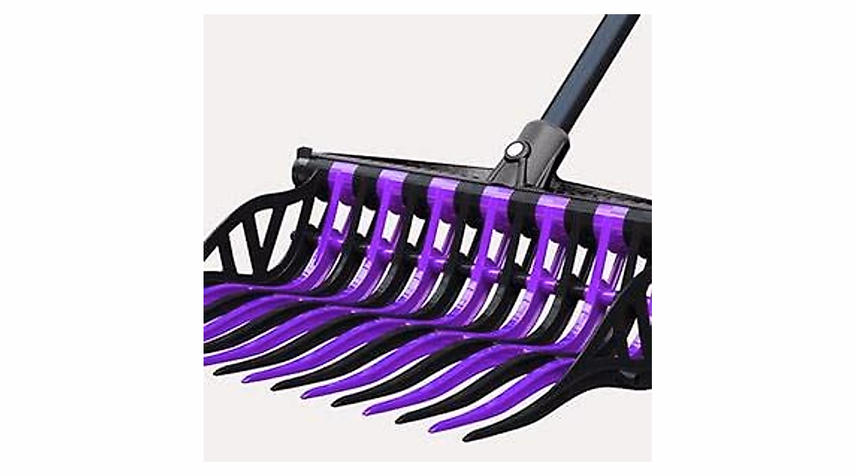 Noble Equestrian Wave Fork: Durable & Adjustable Muck Fork