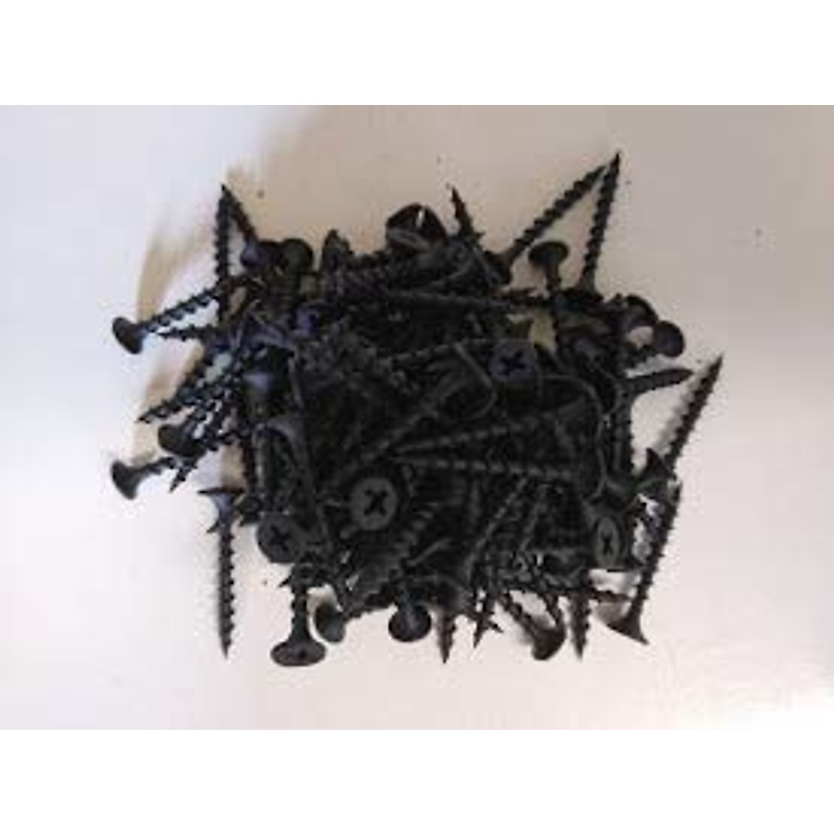 Shorpioen 100-Pack 6 x 1 1/4 Phillips Bugle Head Coarse Thread Drywall Screw Black Phosphate Particle Board BC-0620CPG