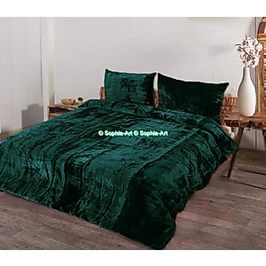 Sophia-Art 3 Pcs Ultra Luxury Rayon Velvet Bedding Boho Solid Duvet Cover UO Comforter Cover (Dark Green, King 90"x104")