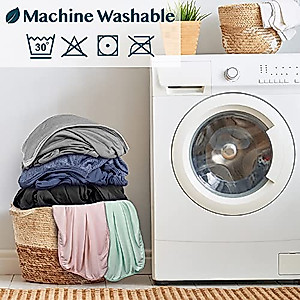 PAVILIA Cooling Blanket Throw for Hot Sleepers, Lightweight Summer Cooling Blanket for Couch Sofa Bed Nap, Absorbs Body Heat to Keep Cool Cold Effect Breathable Comfortable - Black 50x60