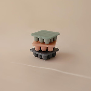 mushie Fresh Food Feeder Freezer Tray with Lid for Frozen Baby Food | 9 Cups x 0.5 oz | BPA Free Storage Container (Blush)