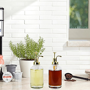 Hzxcuim 16.9 oz Syrup Dispenser with Pump, Syrup Bottle with Gold Pumps 2-Pack，Pump Glass Syrup Bottle, Coffee Syrup Dispenser for Coffee Bars (Gold-2pack)