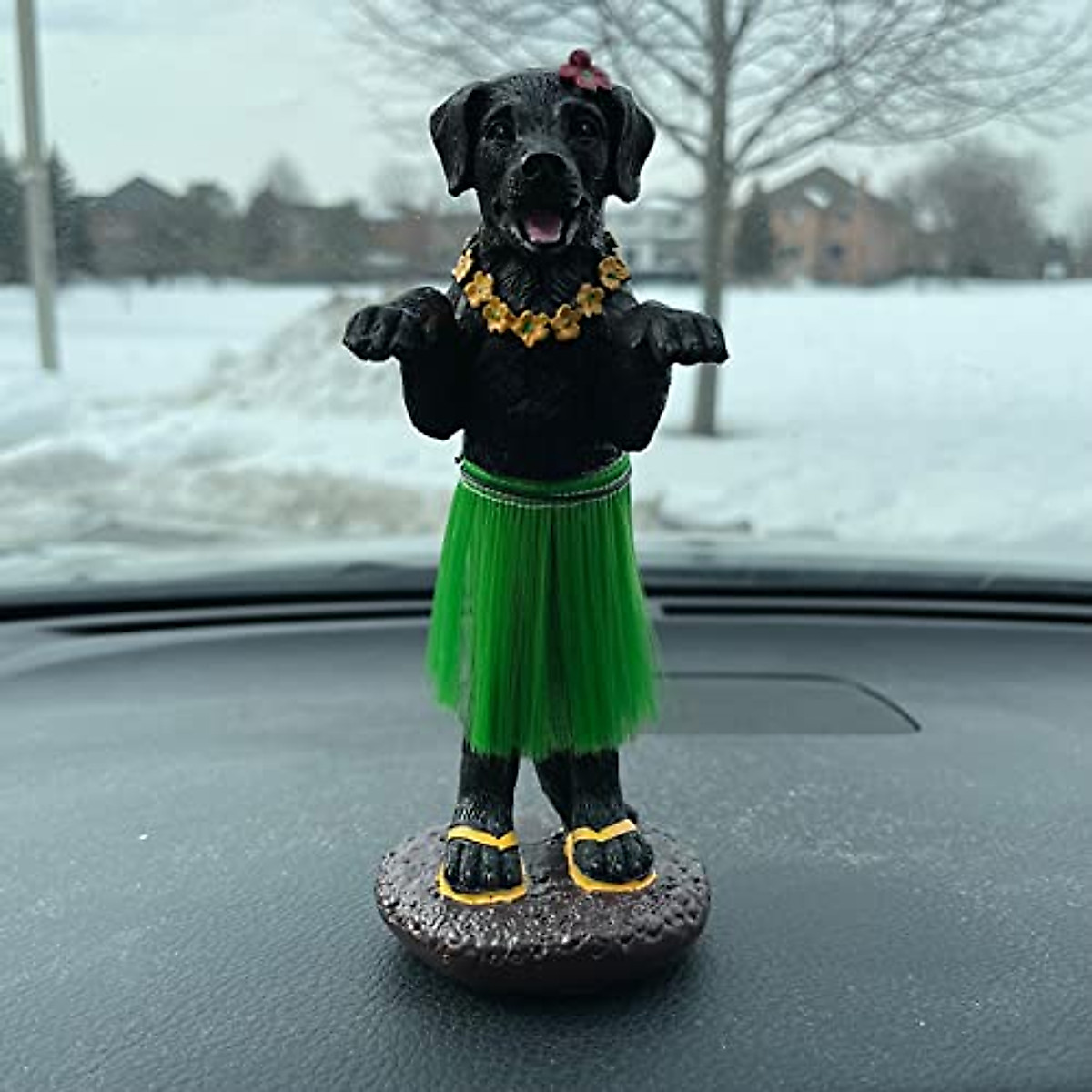 Dashboard Hula Dog Black Labrador Retriever Car Bobblehead Figurine 6 Inches Green Grass Skirt Hawaiian Lei Desk Mantle