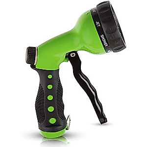 Signature Garden Heavy-Duty Water Hose Spray Nozzle - Comfort-Grip Hose Attachment - 8 Different Spray Patterns - Garden Hose Nozzle for Watering Lawns & Gardens, Washing Cars & Pets (Green)