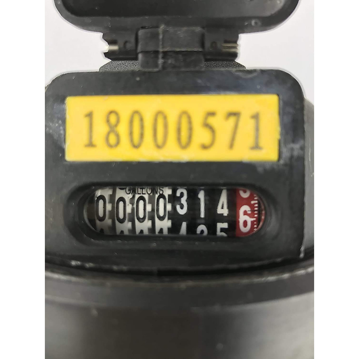 DAE PVM-75 Positive Displacement, Plastic Water Meter, 3/4” NPT Couplings, Measuring in Gallon…