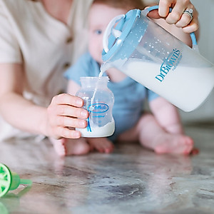 Dr. Brown's Baby Formula Mixing Pitcher 32oz, Blue with Anti-Colic Options+ Narrow Baby Bottles, 4 Pack, 4 oz