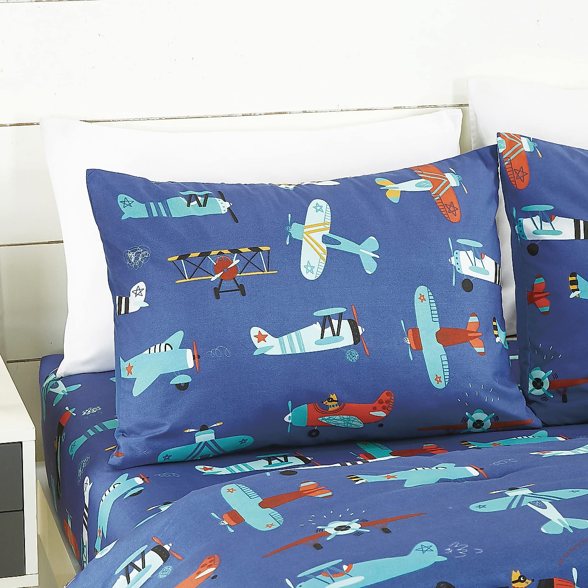 Blue Airplanes print Comforter Set for Boys Girls teen. Twin size Bedding for kids room. Include Twin comforter fitted sheet, pillow sham and Plush Airplane pillow (AIRPLANE, Twin)