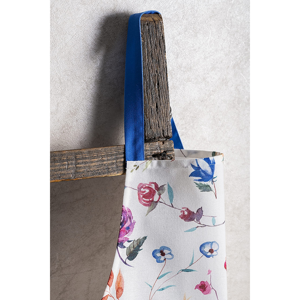 CALICOT Apron 100% Polyester Pack of 1 Adjustable Neck Strap Cloth Apron with Center Pocket & Long Ties for Chef, Women & Men Parties Wedding use, Spicy Summer (27.5"x 31.5")